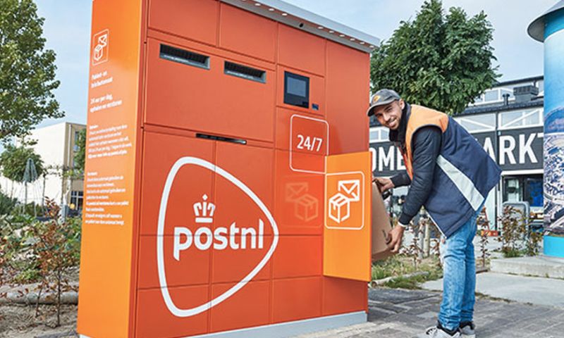 PostNL test automaat voor pakketten en brieven in Almere - Bright