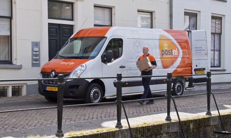PostNL gaat bezorgen met elektrische bestelbus - Bright